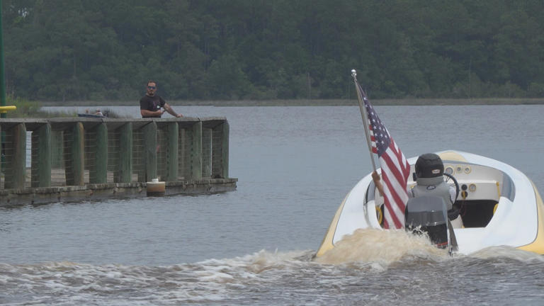 Wake the Dog drag boat racing returns to Pascagoula River despite parts ...