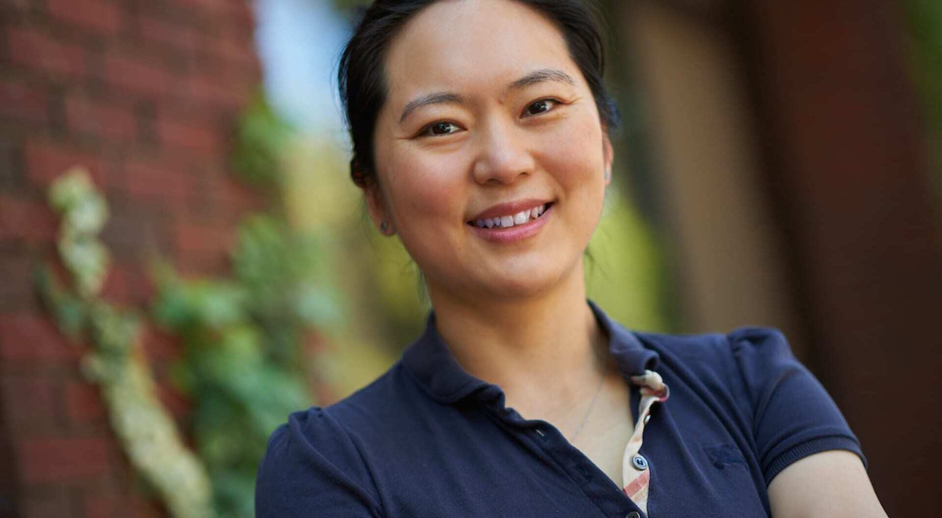 Cynthia Chen came to the US with no credit. Now she runs a $1B ...