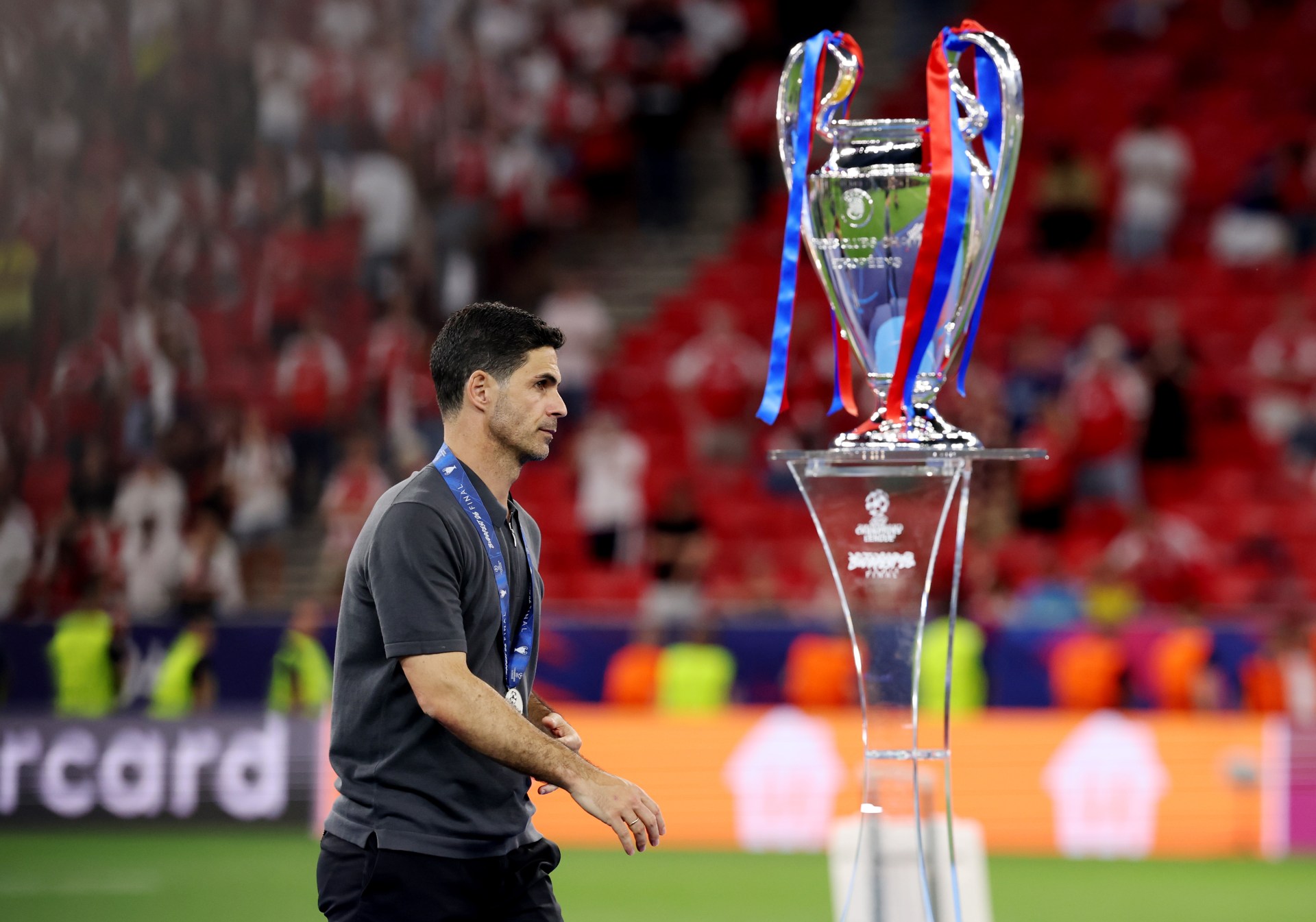Jamie Carragher: Arsenal need 'big upgrades' up front and on left wing