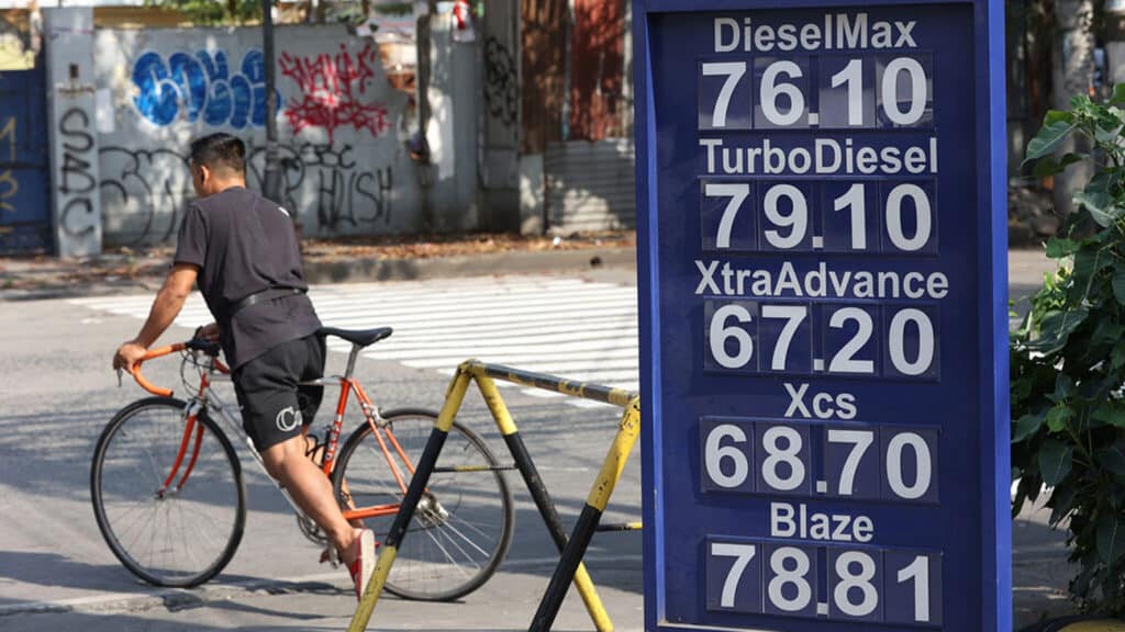 Fuel prices seen to drop by up to P10/liter on June 2