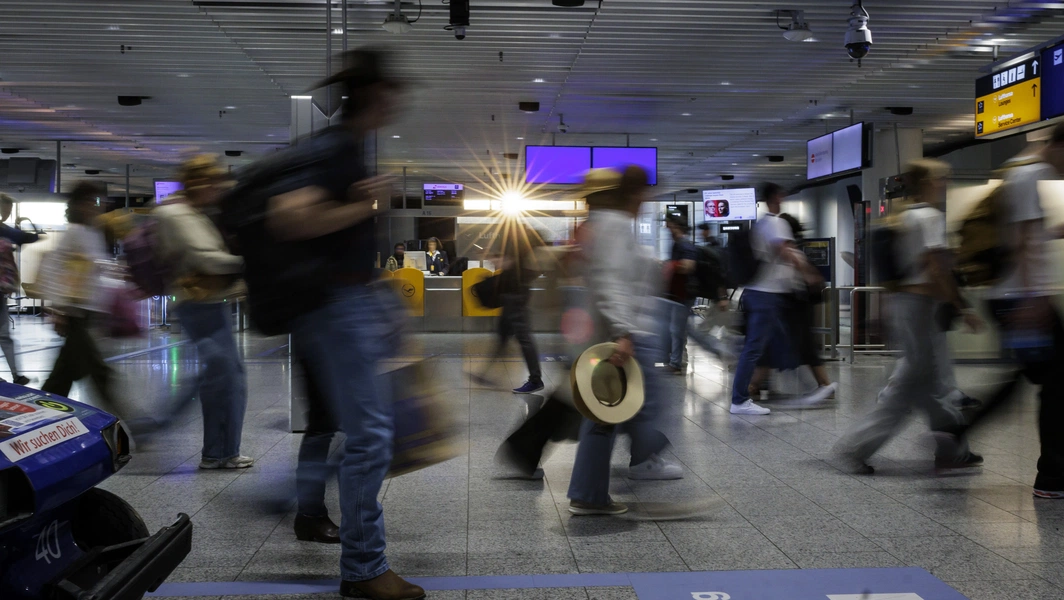 15 common airport scams and how to avoid them