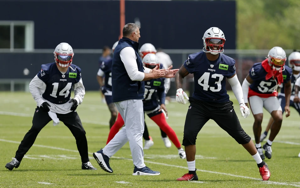 Gonzalez skips OTAs as Patriots face contract pressure