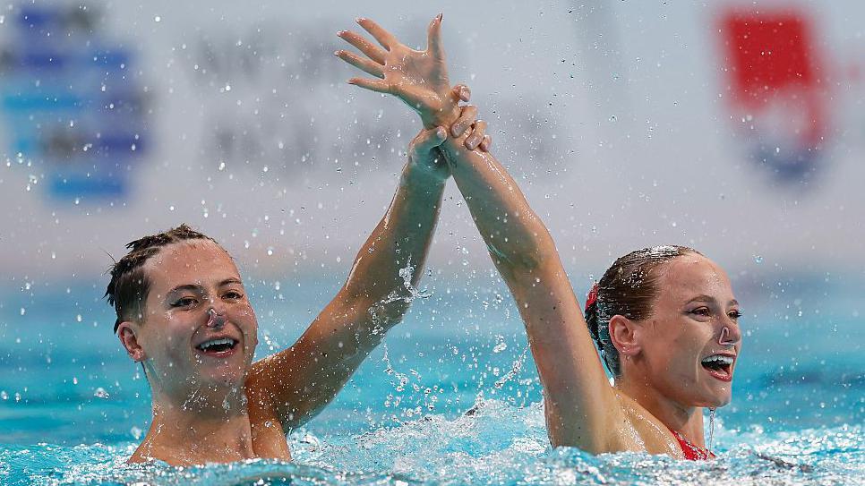 GB's Thorpe & Tomblin win golds at World Cup