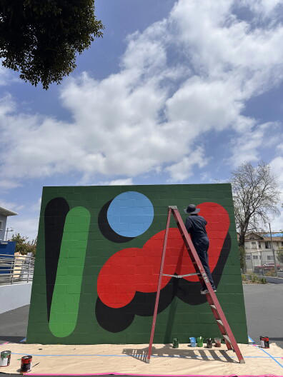 A band of artists skips the gallery to paint murals at LA schools ...
