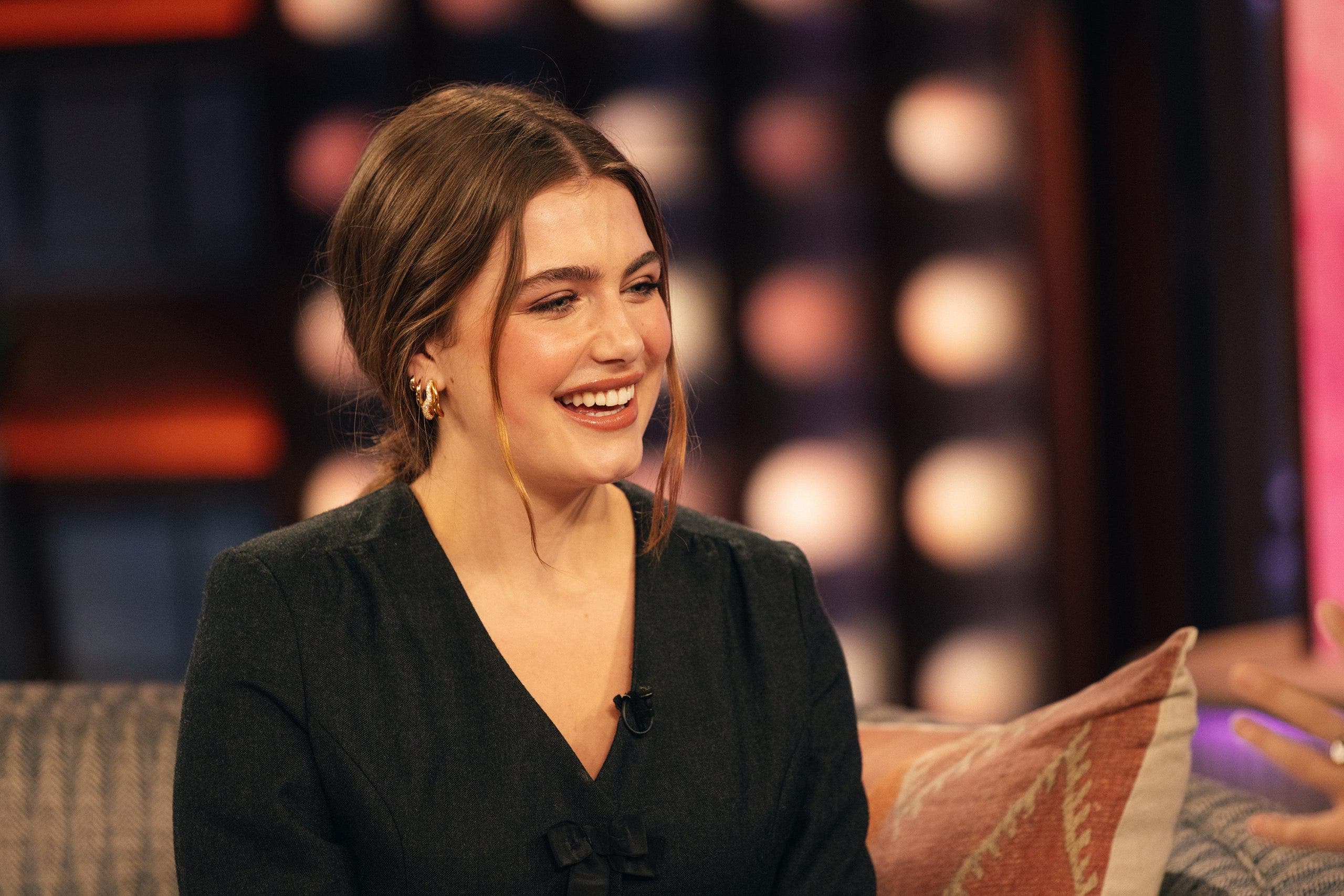 'Off Campus' star Ella Bright sets the record straight on why she ...