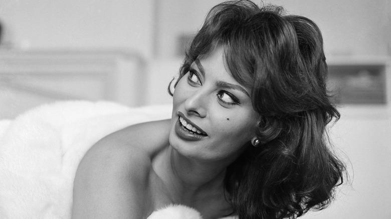 Sophia Loren swore by this old-school beauty trick, but does it really ...