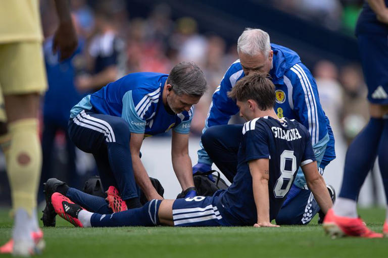 Everton defender who suffered Euros misery sends classy message to ...
