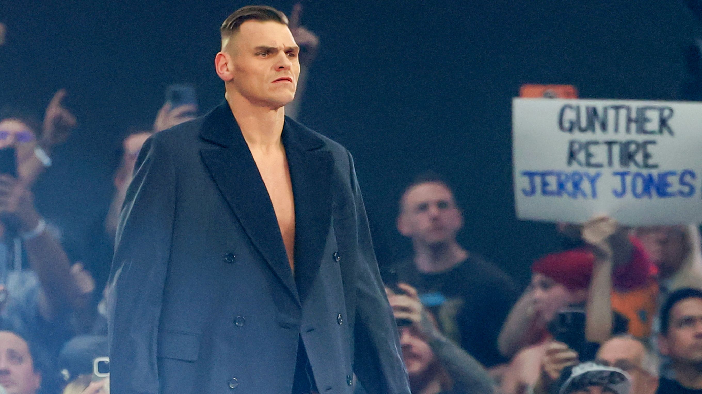 WWE Clash in Italy heute live im Free-TV sehen: Wer zeigt/überträgt das ...