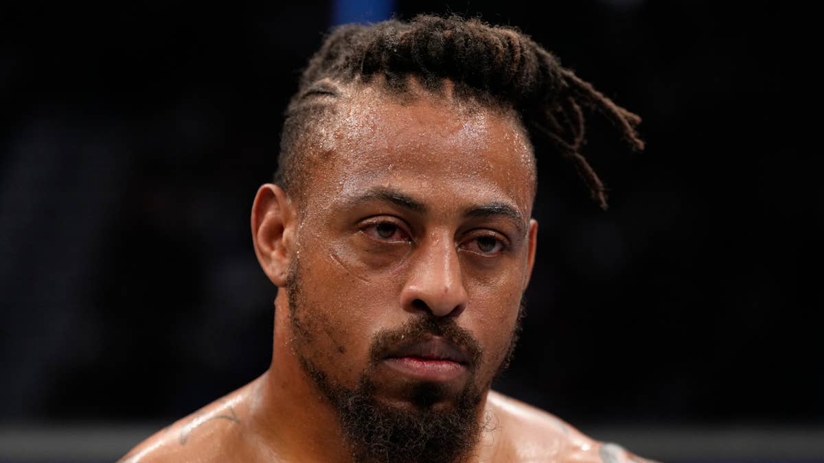 Greg Hardy knocked out by Darko Stosic after weighing 26 pounds over limit