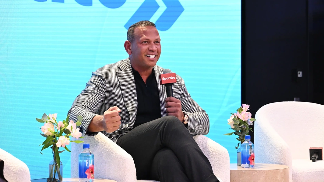 Alex Rodriguez reportedly contacts Jennifer Lopez after breakup