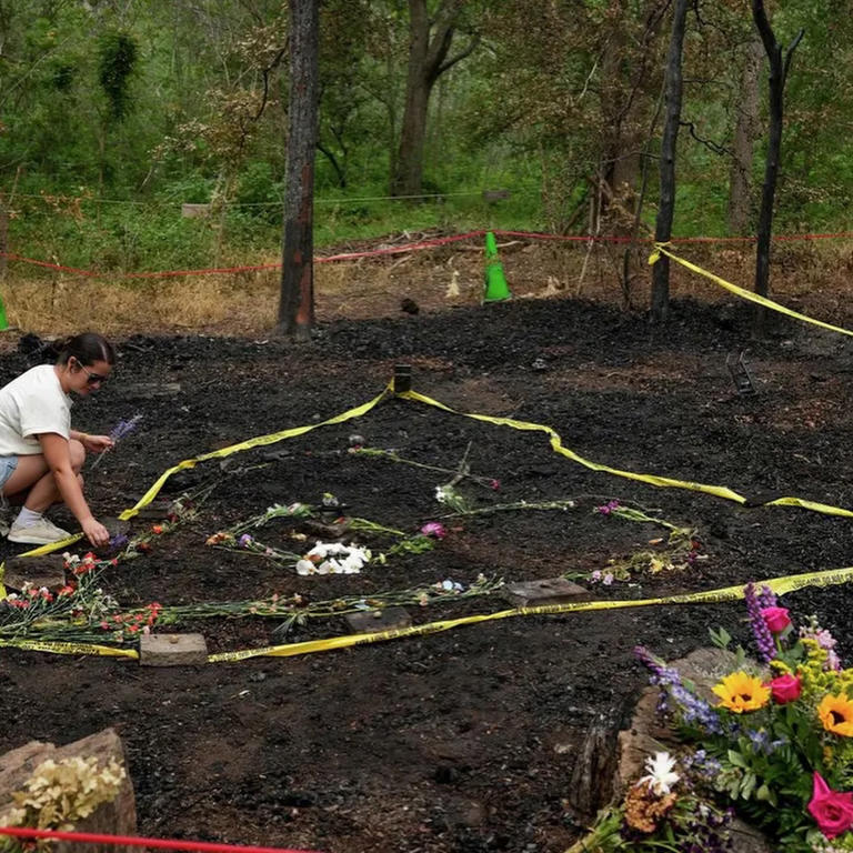 Iconic Texas giant troll burns down in mysterious fire as heartbroken ...