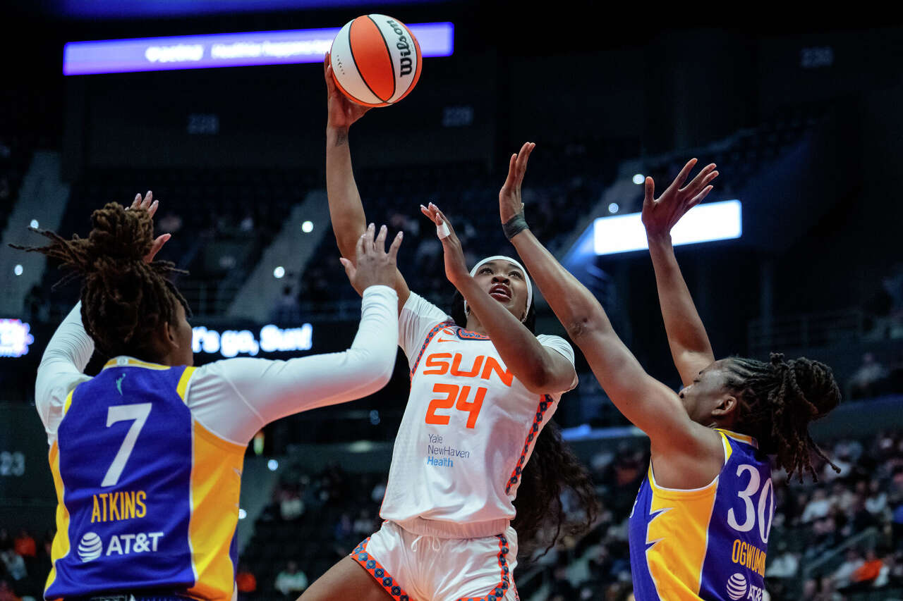 Connecticut Sun defeat Los Angeles Sparks in first return to Hartford ...