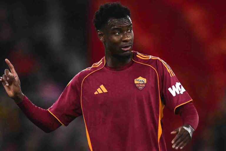 Bastoni via? L’Inter pensa a Ndicka per sostituirlo: la Roma fa il prezzo