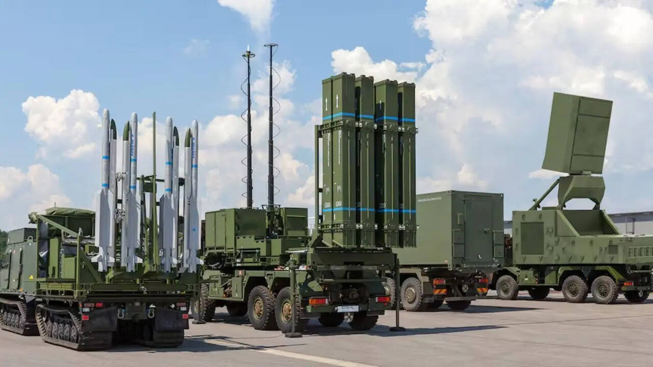 Ukraine receives new German IRIS-T air defence launcher amid continued ...
