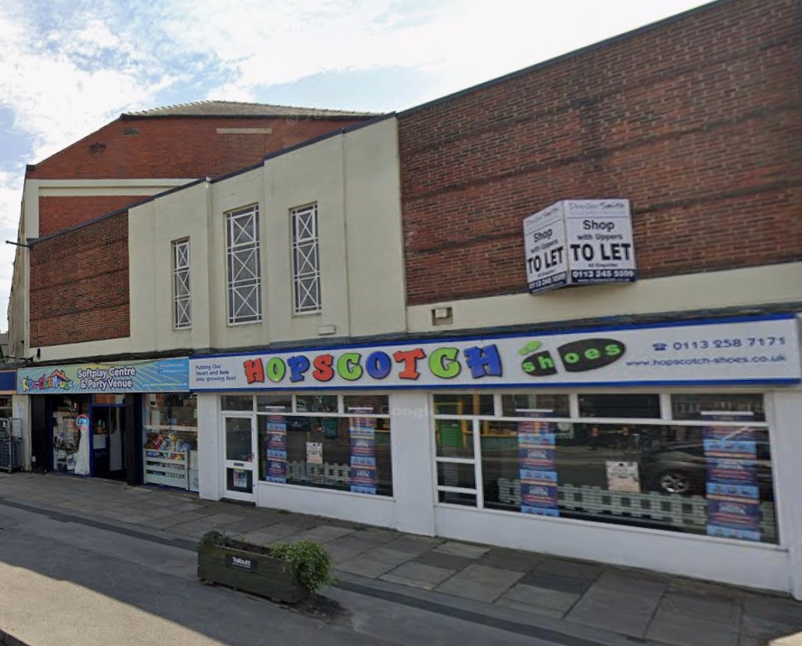 Greek restaurant and takeaway given permission to open in Leeds town
