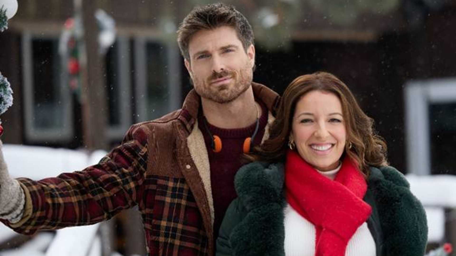 Sullivan's Crossing star to appear in Hallmark Christmas in July movie