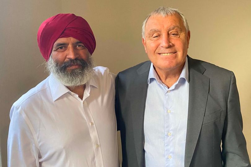 Legendary England goalkeeper praises North East football fans after ...