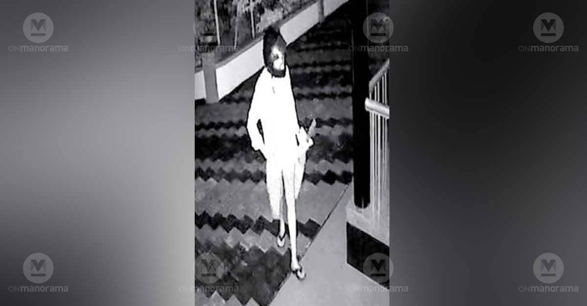 Kozhikode native watches from US burglary back home, alerts relative