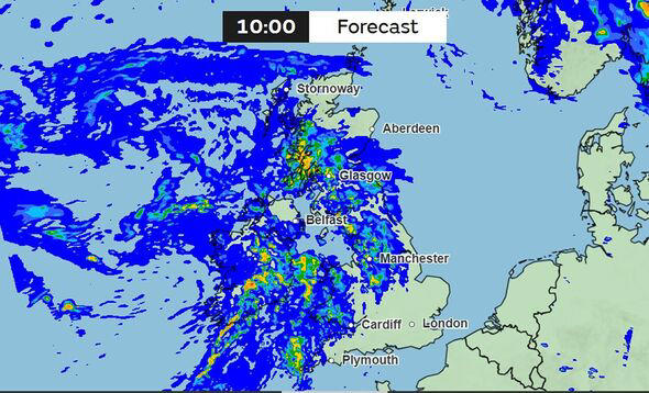 Met Office maps show 42 counties facing rain downpour on Monday - full list