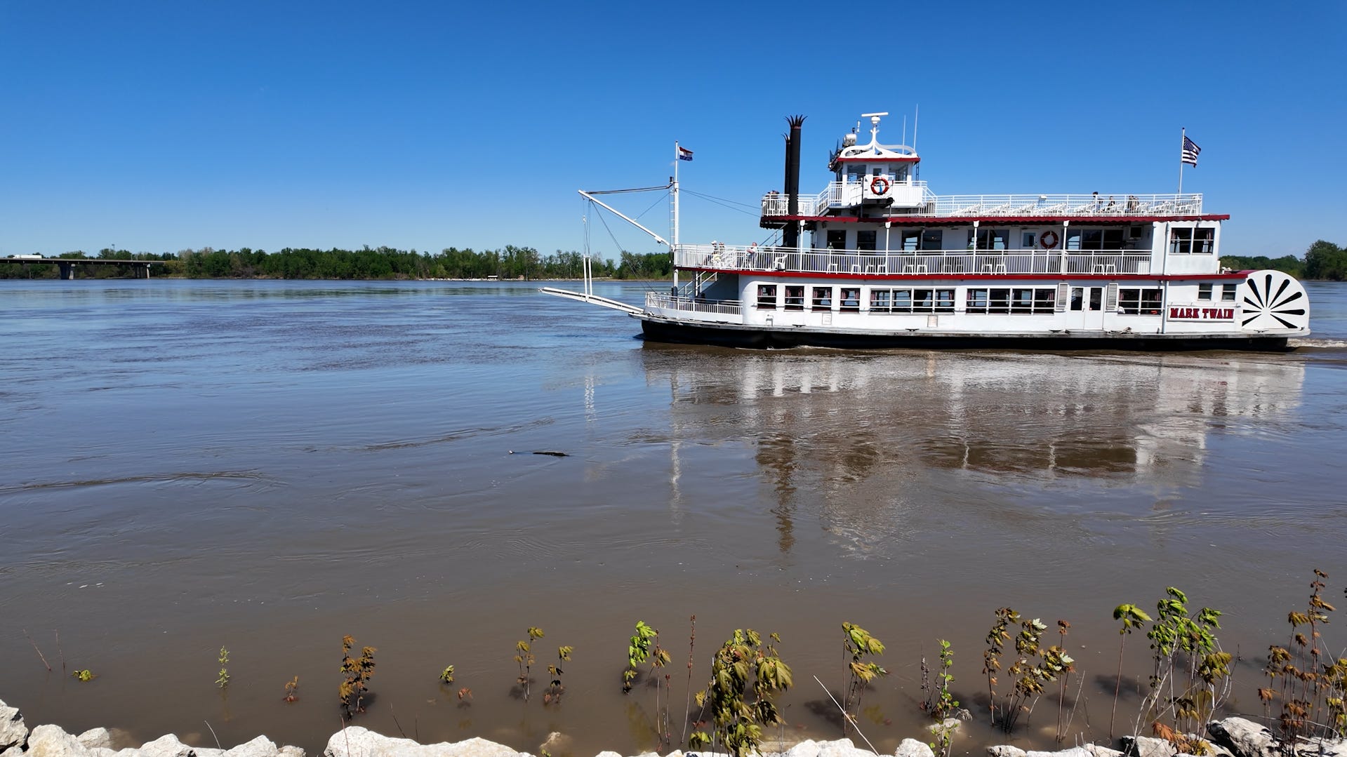 How the Mississippi River shaped US borders, trade and Mark Twain