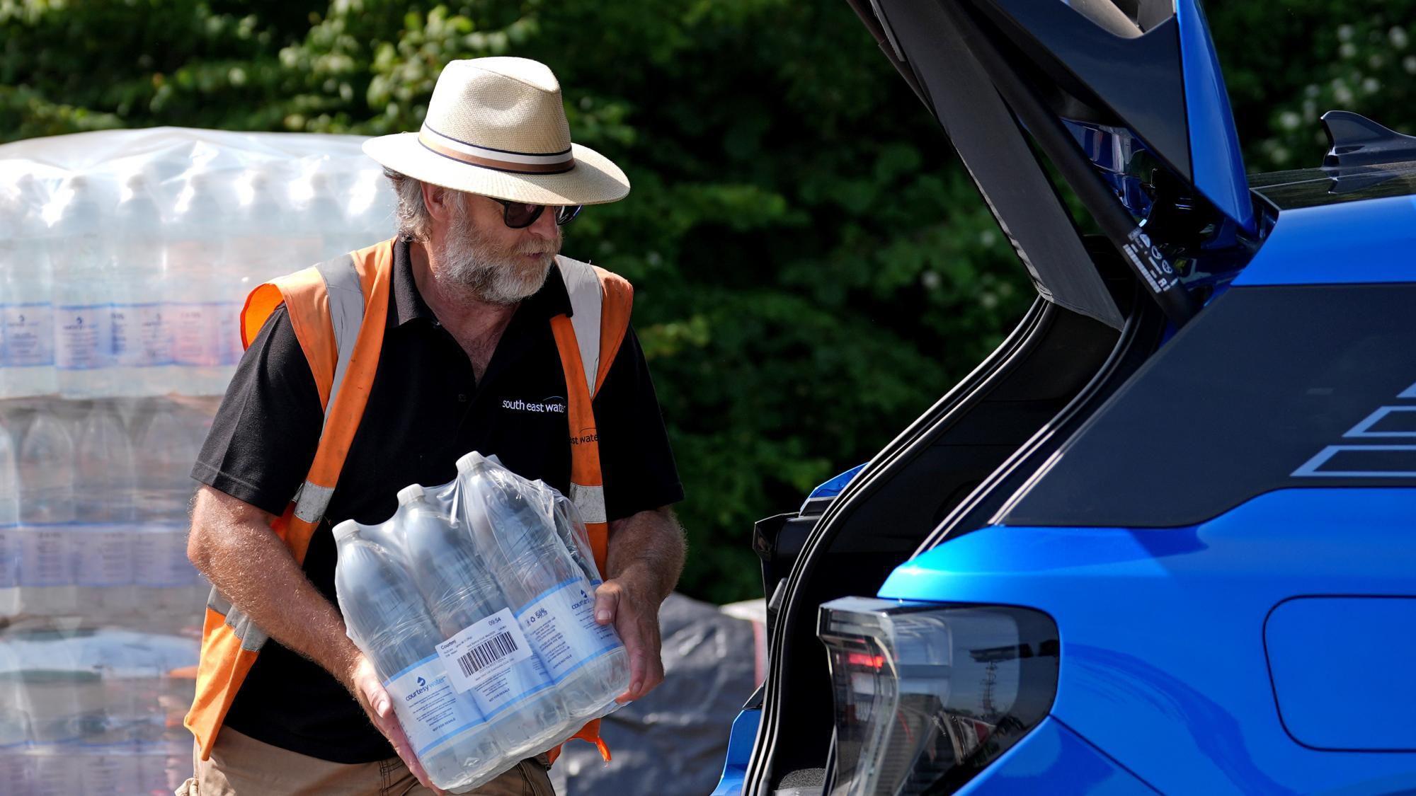South East Water supply disruption continues