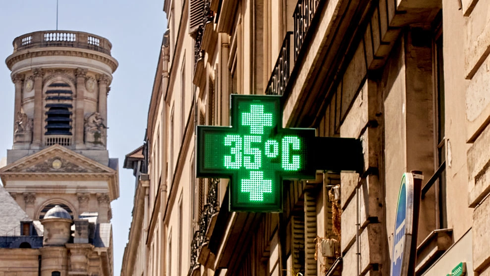 Early European heatwave kills at least 18 people