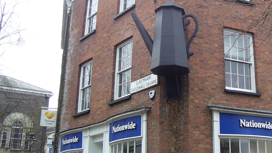 Coffee pot building defibrillator rejected as 'visually incongruous'