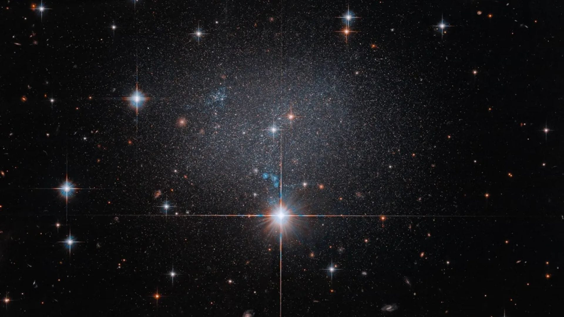 Hubble observes faint irregular dwarf galaxy