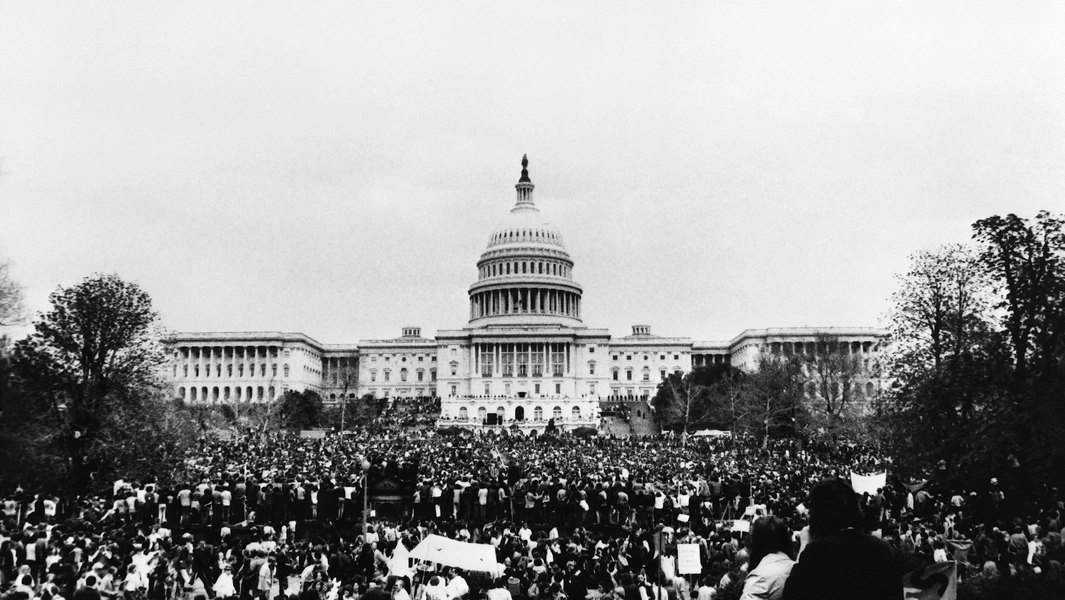 24 defining moments and scenes from 1971