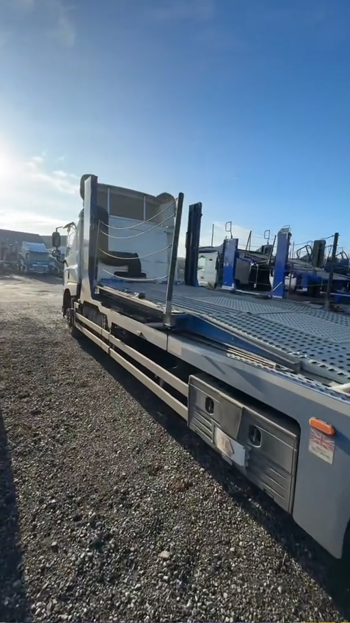 Repairing Slack Safety Ropes And Broken Load Lights On A Trucks