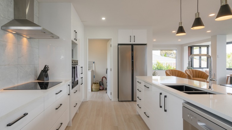 How to design a kitchen that won't look dated down the line – an expert ...