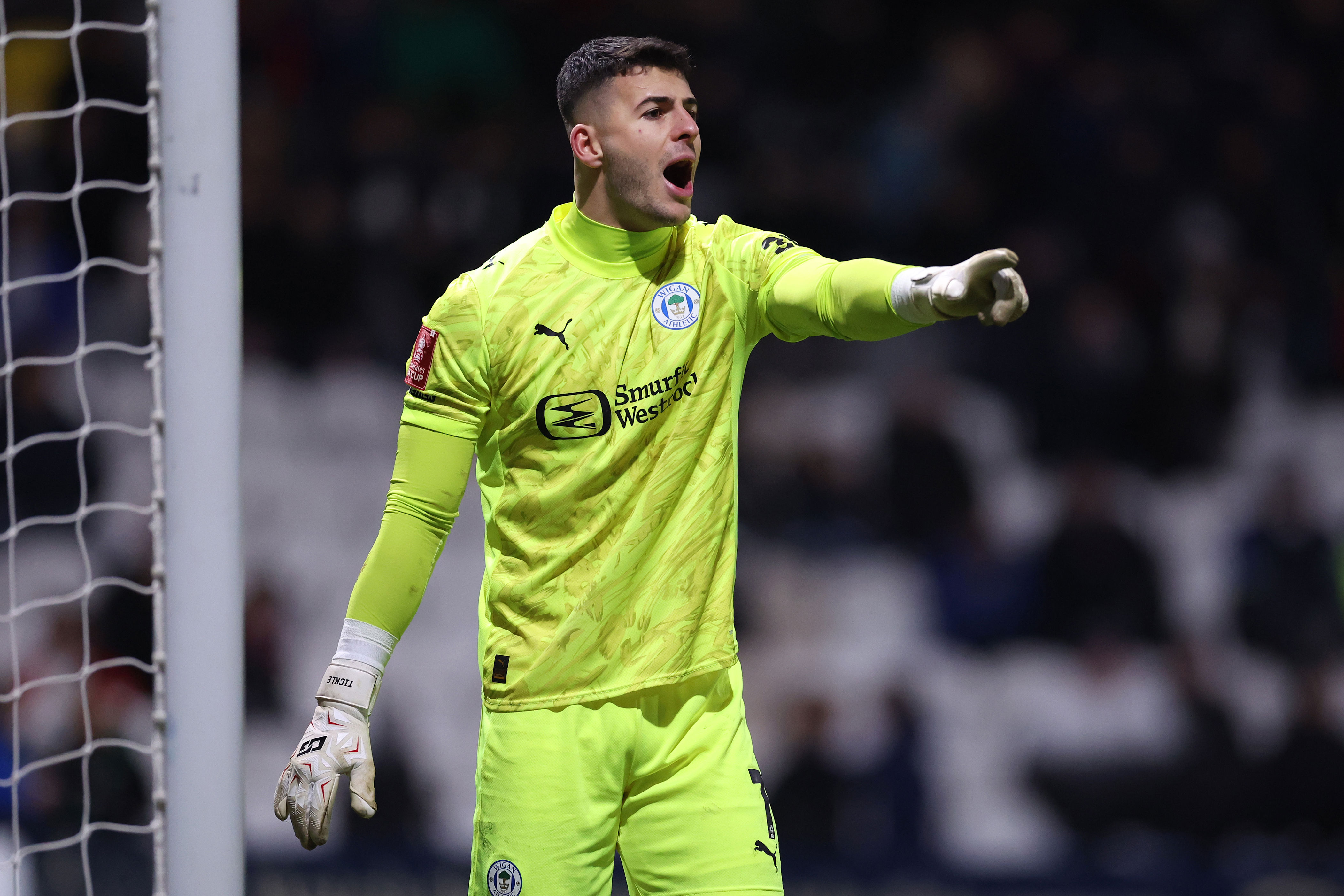 Portsmouth rivals to pay club-record £5m fee for Tottenham Hotspur ...