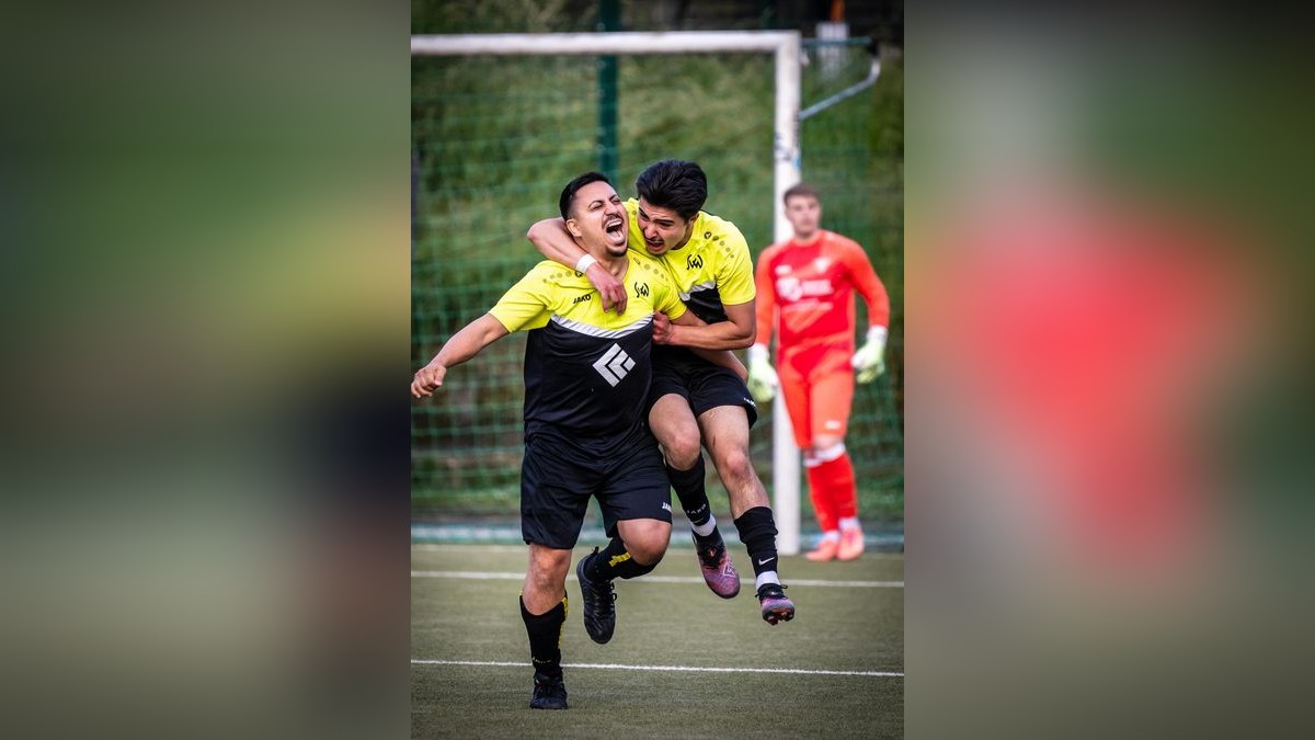 Fotos vom Aufstieg des SV Wanheim in die Kreisliga A