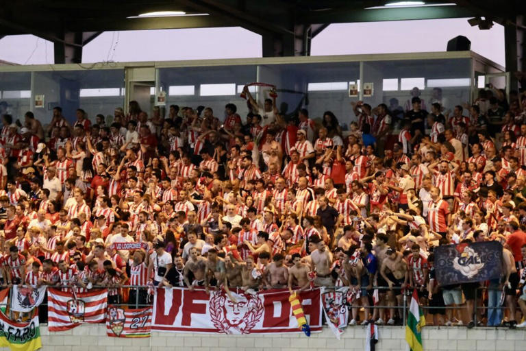 El muro blanquirrojo se levantó en Madrid con imágenes para el recuerdo