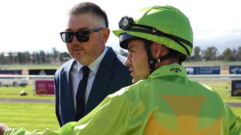 Lane sends strong team to 'Randwick of the West'