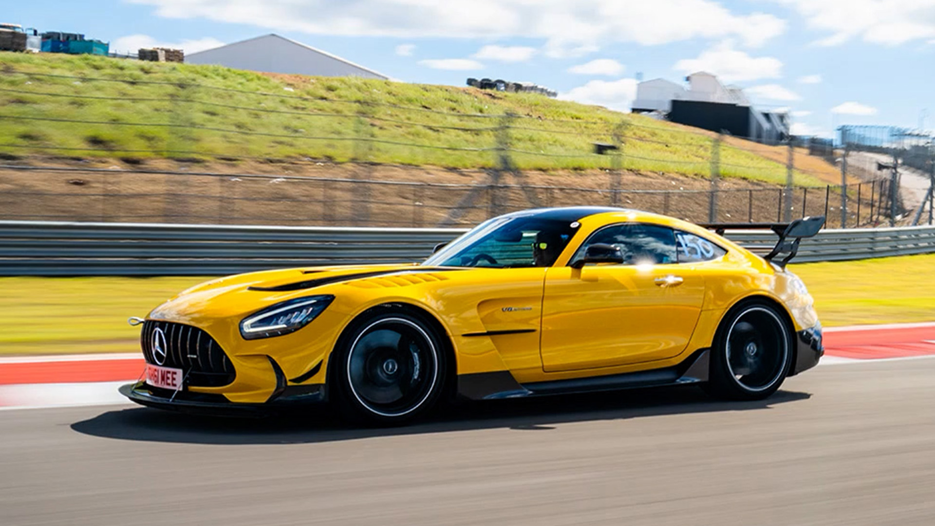 Racing an AMG GT Black Series at a real Formula One circuit