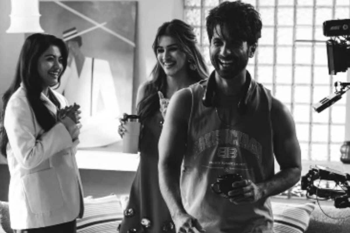 Cocktail 2: Shahid Kapoor shares a happy fun photo with Rashmika ...