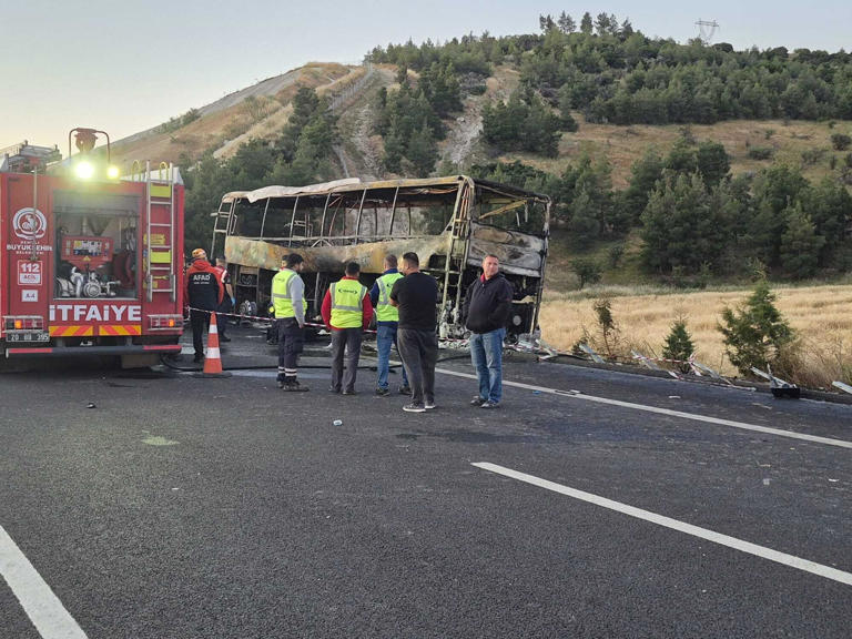 1'i bebek 8 kişi öldü, 33 kişi yaralandı! Denizli'deki kazada yolcular ...