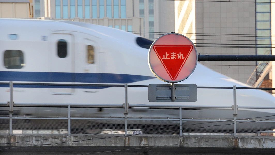 12 unsettlingly specific warning signs
