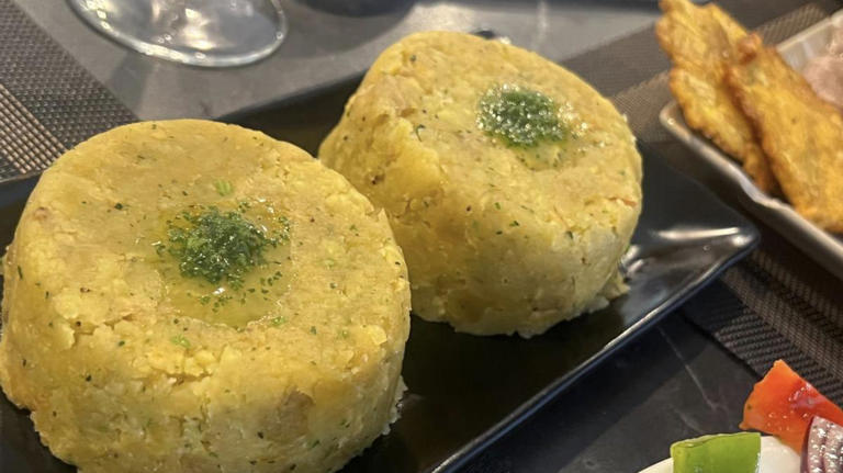Comer y 'janguear' como Bad Bunny en Madrid: así es El Casal de Pepa ...