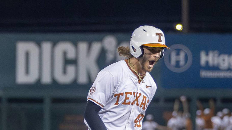 Texas baseball dominates Tarleton State, moves one win away from super ...