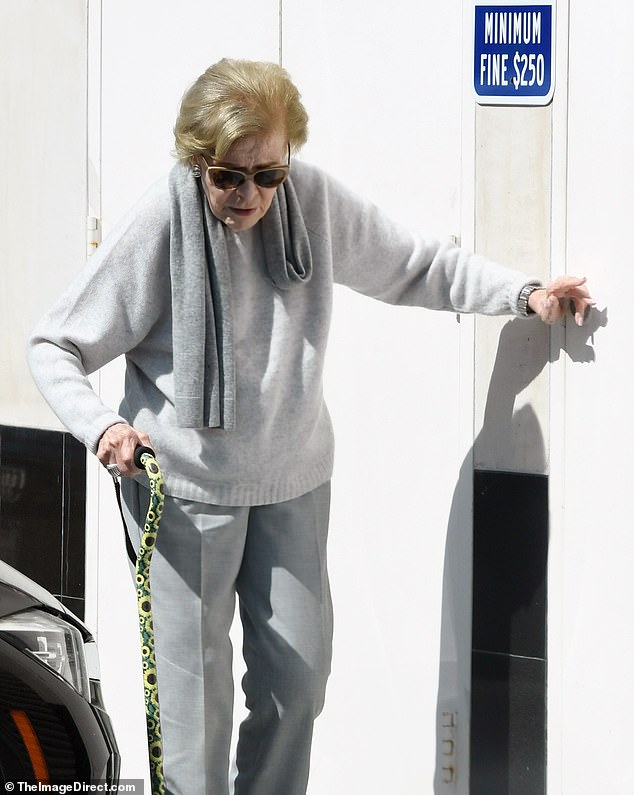 Old Hollywood icon and last surviving Sunset Boulevard cast member, 97 ...