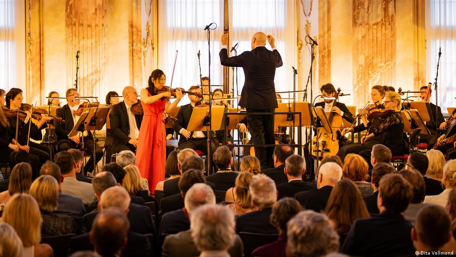 Idol Mozart - Die Suche nach Schönheit in Krisenzeiten