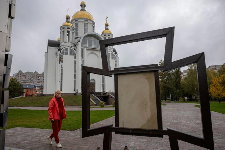 How Trump's Ukraine aid cuts undermine justice for Russian war crimes