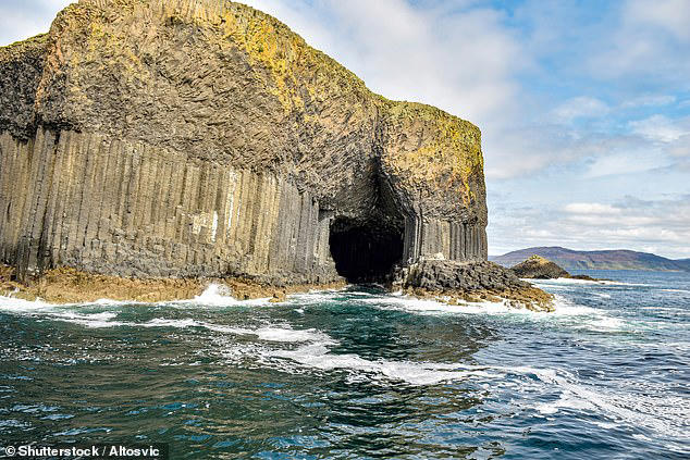 The world's most dangerous underwater caves and swimming spots