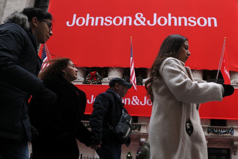 J&J prostate cancer drug reduces risk of cancer spread and death in ...