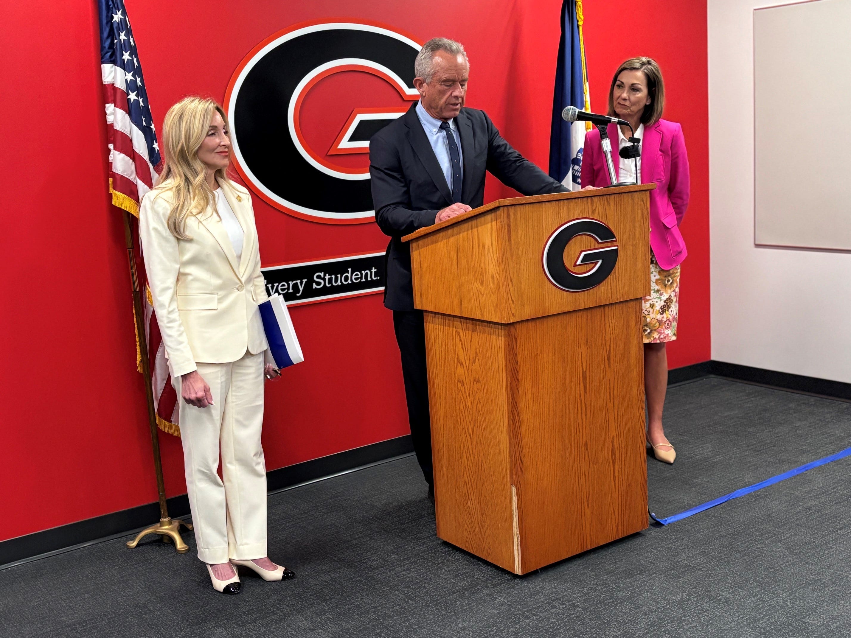 RFK Jr. calling teenage girls 'crazy' is neglect, not wisdom | Opinion