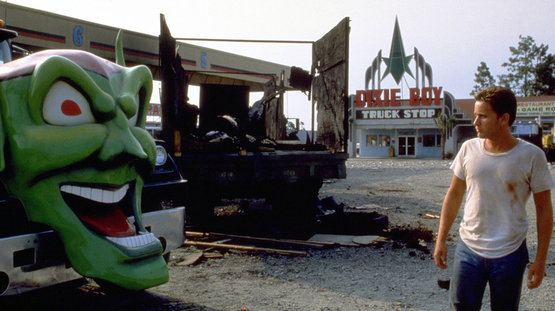 The only movie Stephen King ever directed is an '80s sci-fi horror classic