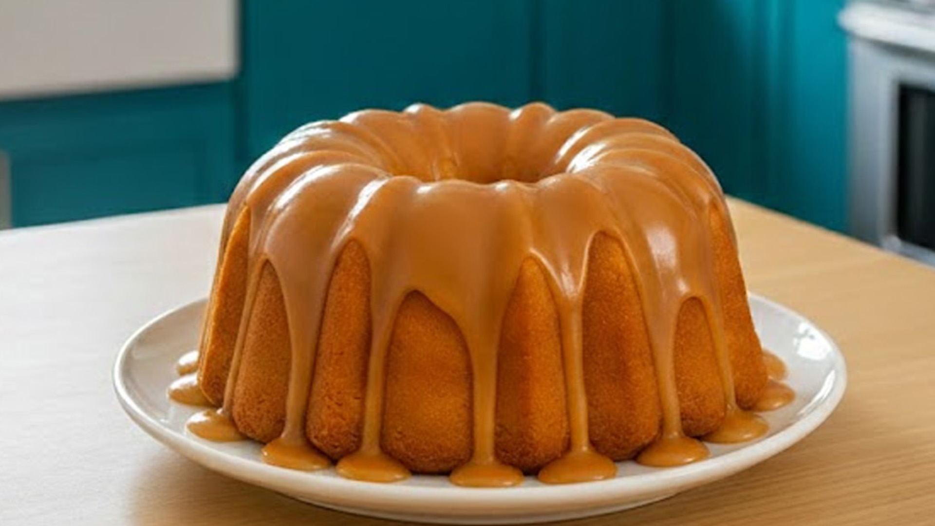 How to make rich caramel glazed bundt cake