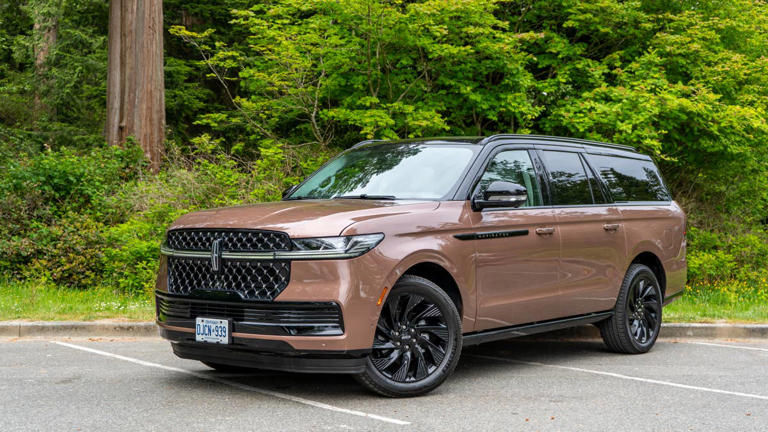 I drove the 2026 Lincoln Navigator L Black Label: Here’s my honest ...
